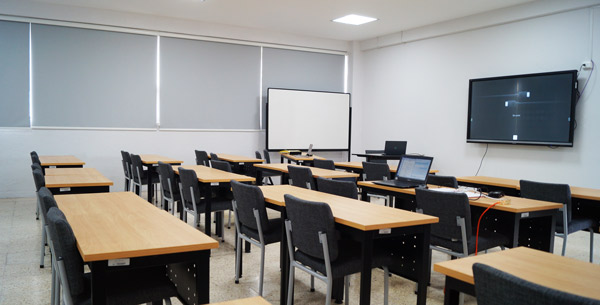 archive_noticias - Universidad Central del Ecuador